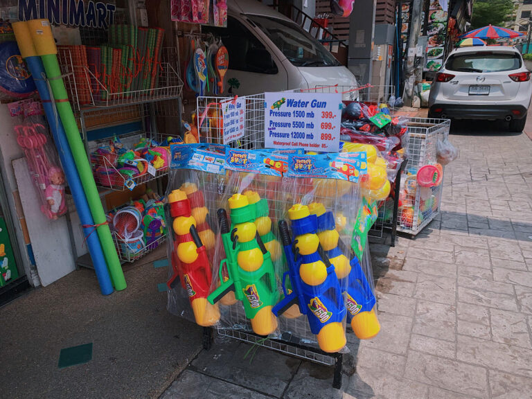 Songkran Water Festival Travel Guide: Thailand's Longest and Most Fun ...